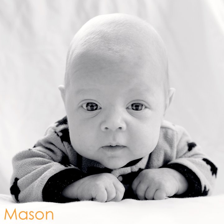 Identical triplets begin battle to fight rare eye cancer | Globalnews.ca