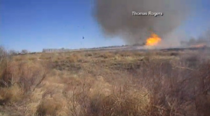 WATCH: Fiery dust devil caught on video - National | Globalnews.ca
