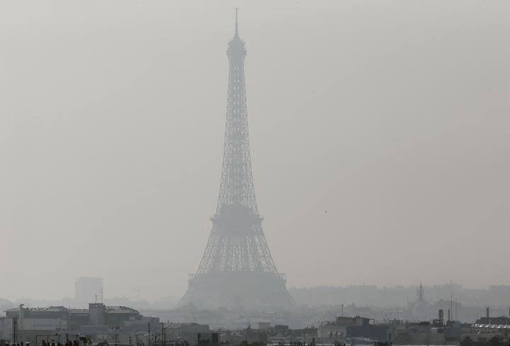 Paris bans cars built before 1997 in latest attempt to cut down on ...