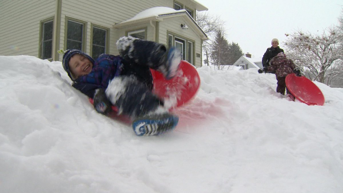 Gallery: New Brunswickers welcome spring with 20 cm of snow - New ...