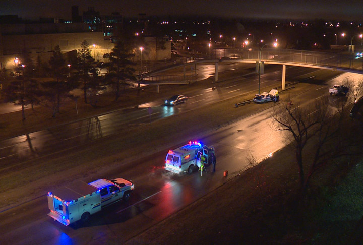 Saskatoon police car stolen, crashed by armed man | Globalnews.ca