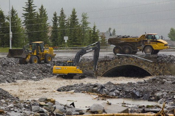 15 compelling images of Canmore in the 2013 flood | Globalnews.ca