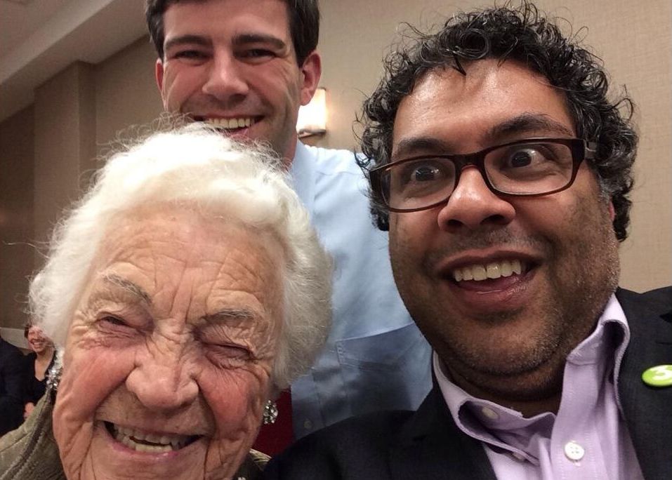 Calgary mayor tweets selfie with Canada’s oldest and youngest mayors ...
