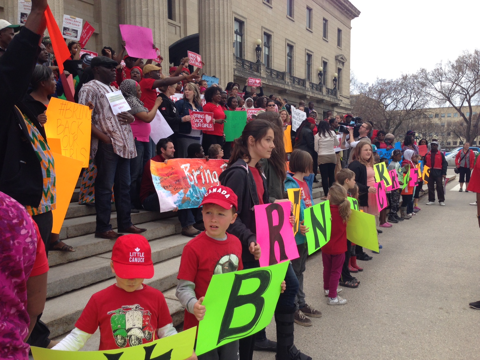 Bring back our girls rally hits Winnipeg - Winnipeg | Globalnews.ca