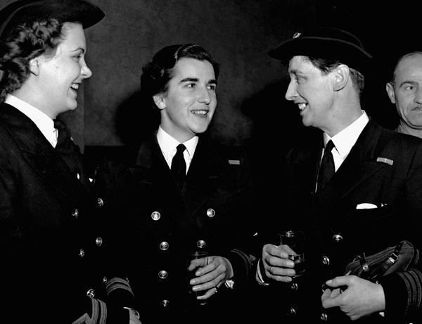 Women honoured for serving Canada’s Navy during Battle of the Atlantic ...