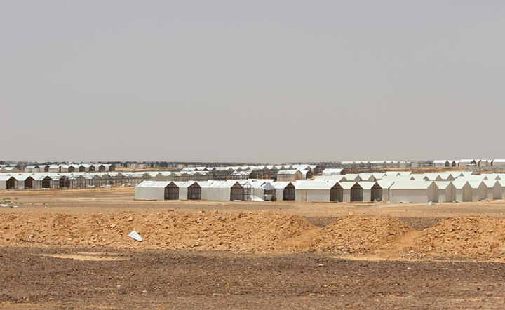 Inside Azraq, Jordan’s prefab refugee camp - National | Globalnews.ca
