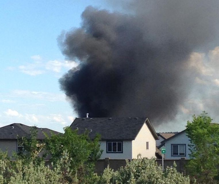 Huge fire breaks out in Evanston - Calgary | Globalnews.ca