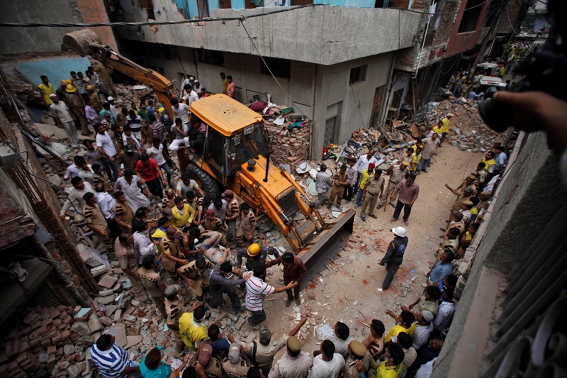At least 15 die as 2 buildings collapse in India - National | Globalnews.ca