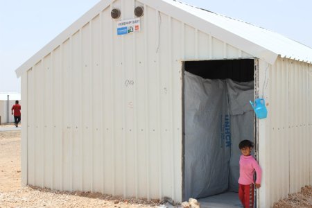 Inside Azraq, Jordan’s prefab refugee camp - National | Globalnews.ca