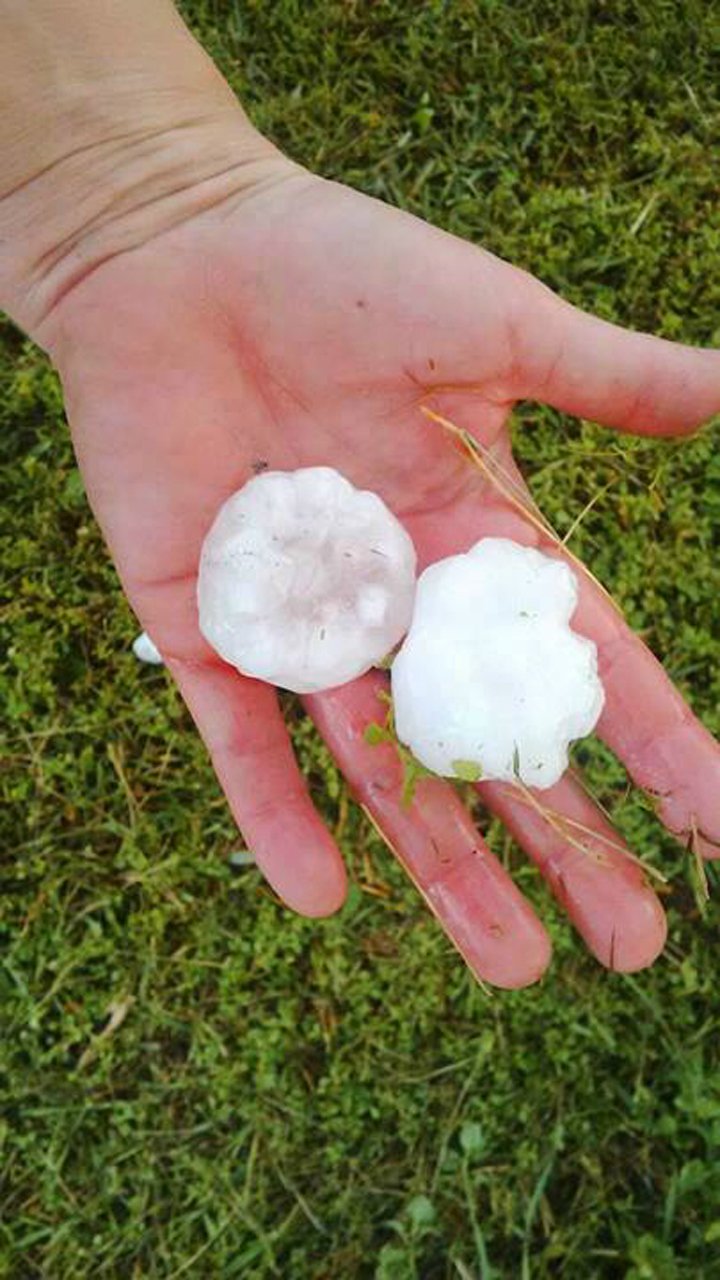 PHOTOS: Tornado, baseball-sized hail, gale-force wind batter Manitoba ...