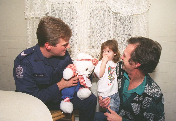 Young woman reunites with Edmonton police officer who saved her life ...