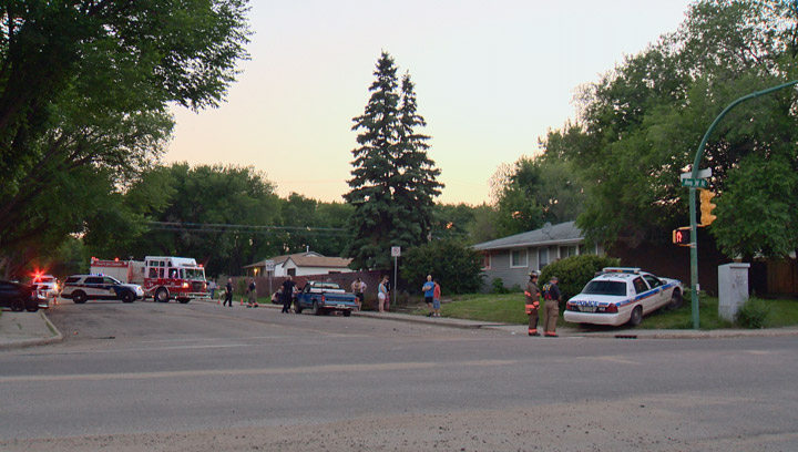 Officers injured after Saskatoon police cruiser crashes - Saskatoon ...