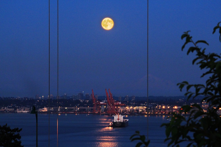 GALLERY: Glorious photos of Saturday night’s “supermoon” across BC ...