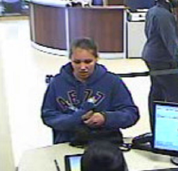 Winnipeg police release photos of woman bank robber - Winnipeg ...