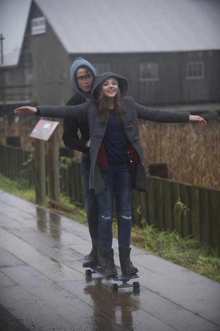 Jamie Blackley, Gayle Forman talk about ‘If I Stay’ | Globalnews.ca