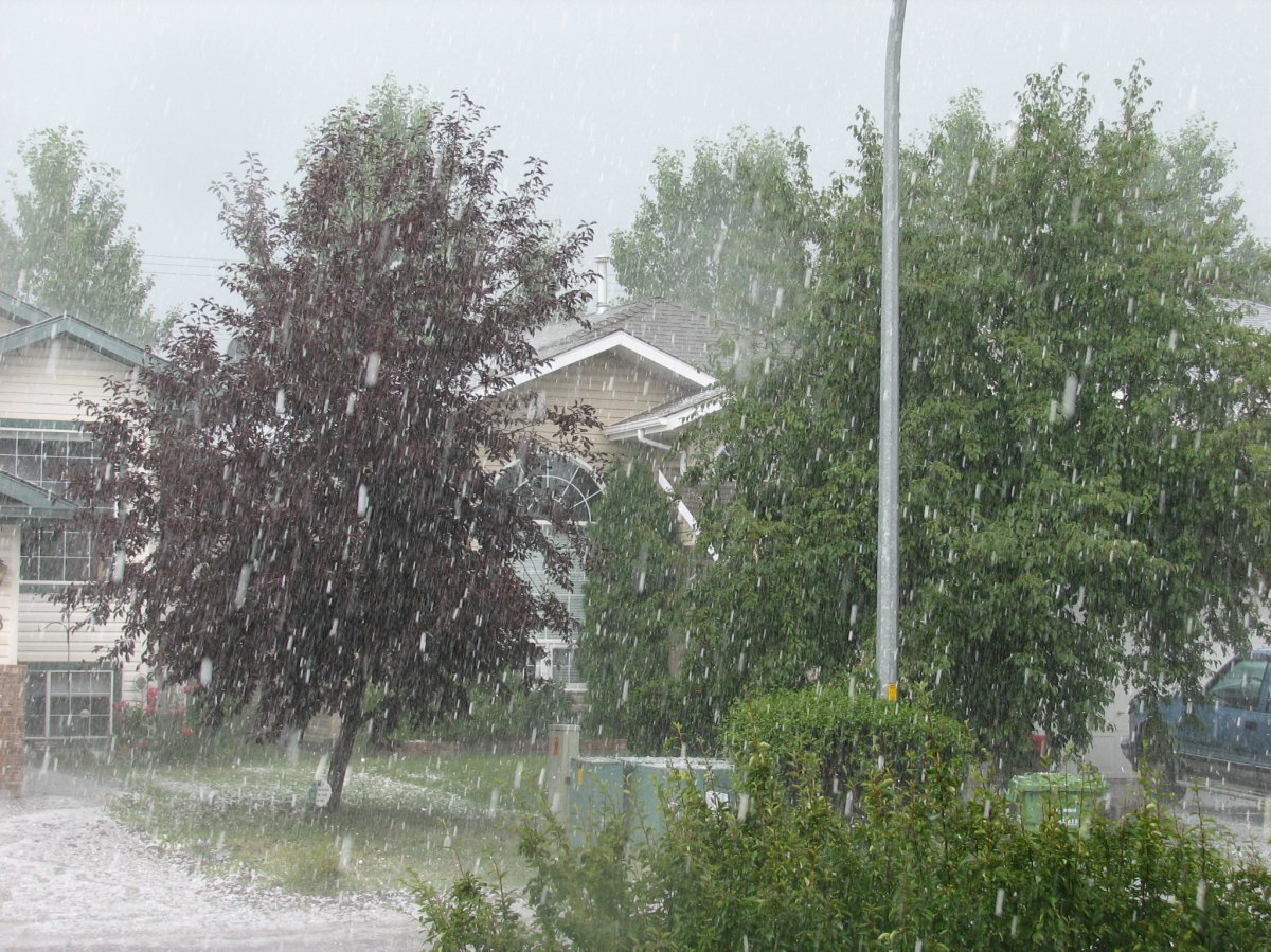 Several severe storms strike Airdrie - Calgary | Globalnews.ca