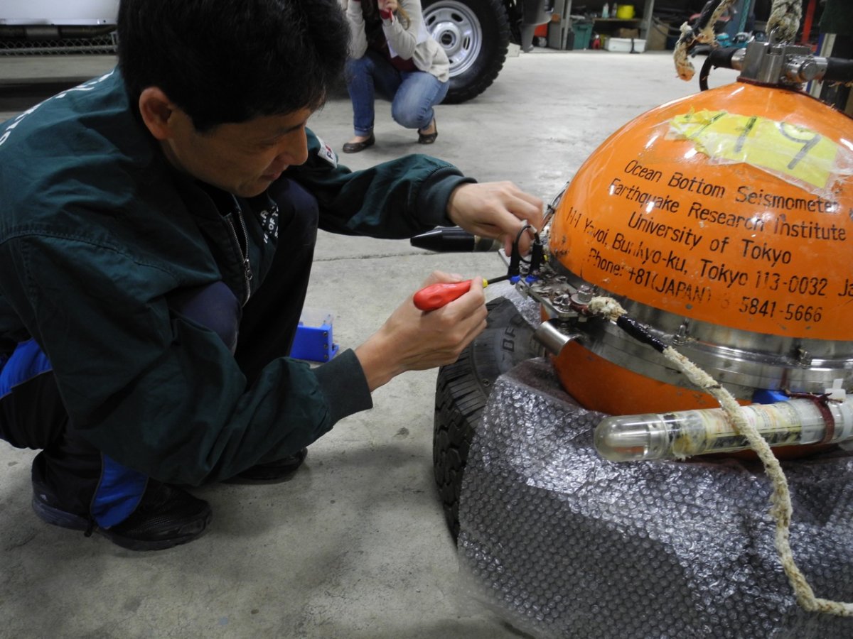 Japanese seismometer found in Haida Gwaii could shed new light on 2011 ...