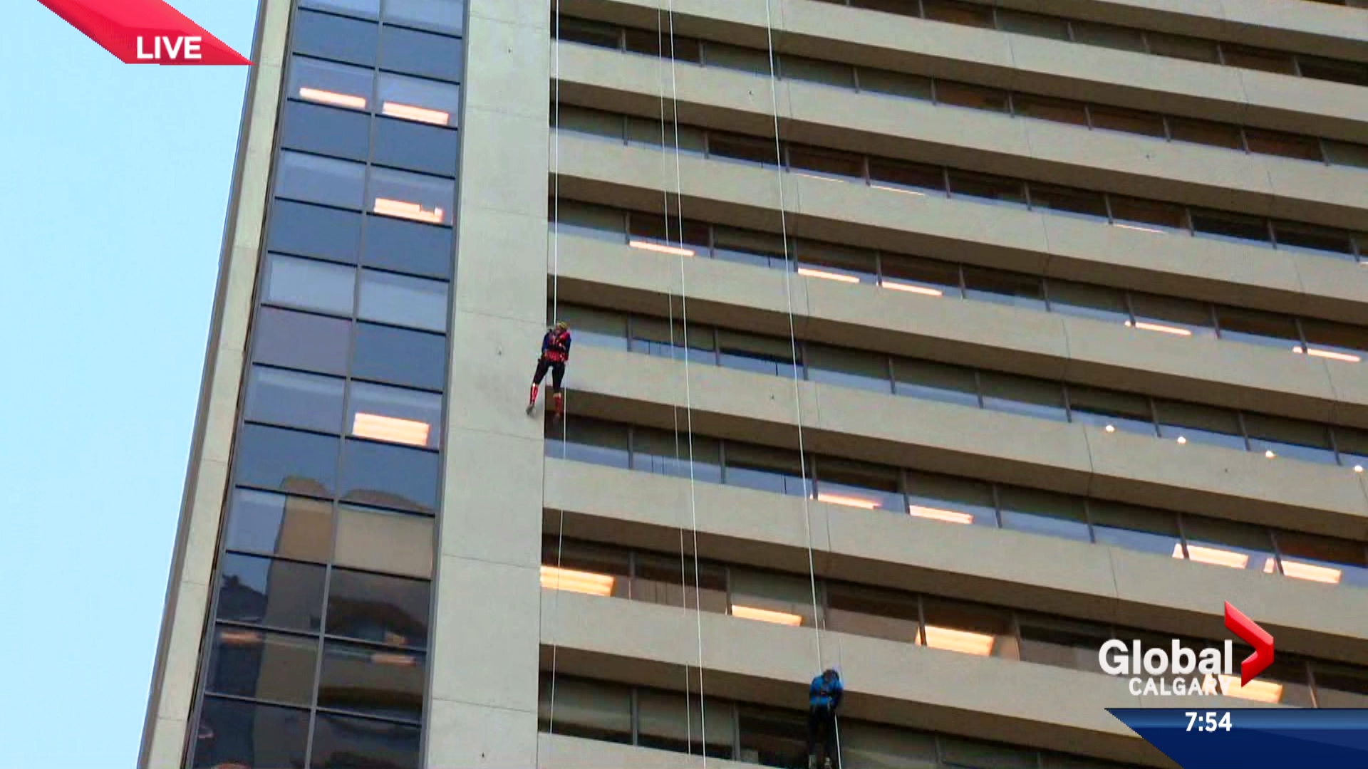 WATCH: Amber Schinkel rappels down the side of the Sun Life Tower ...