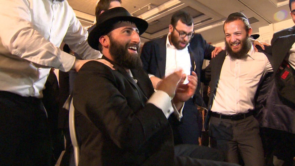 Gallery: A glimpse inside a Hasidic Jewish wedding - Montreal ...