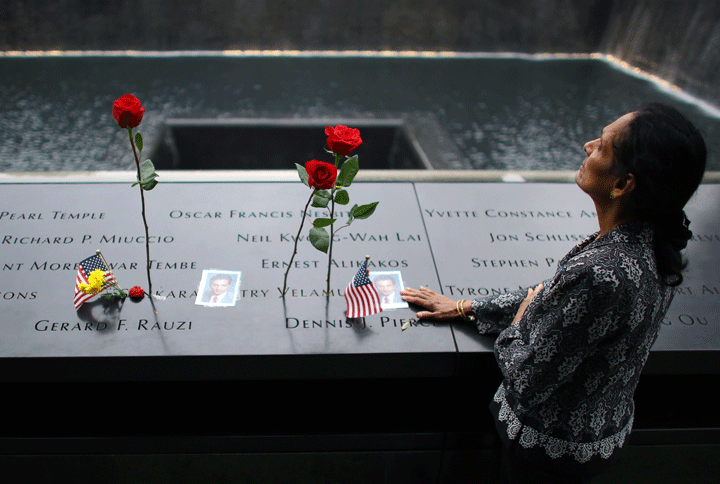 10 heartbreaking images as thousands mark 13th anniversary of 9/11 ...