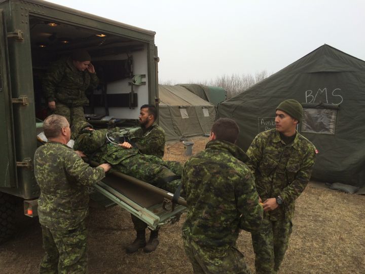 PHOTOS: Canadian military medical training exercise at CFB Wainwright ...
