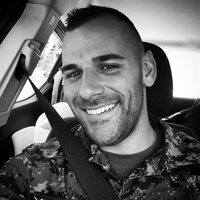 WATCH: Albertans pay tribute to Cpl. Nathan Cirillo | Globalnews.ca