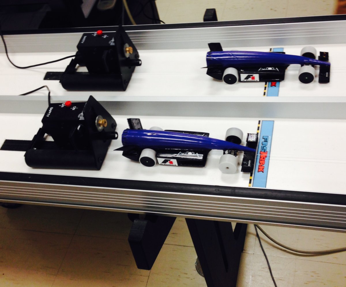Brandon students take F1 models to Abu Dhabi - Winnipeg | Globalnews.ca