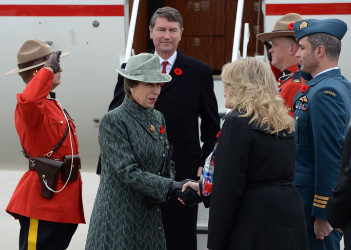 Princess Anne begins a 2-day visit to Ottawa - National | Globalnews.ca