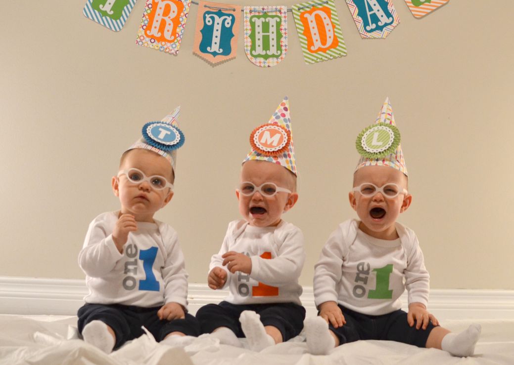 Identical Alberta triplets celebrate major milestone | Globalnews.ca