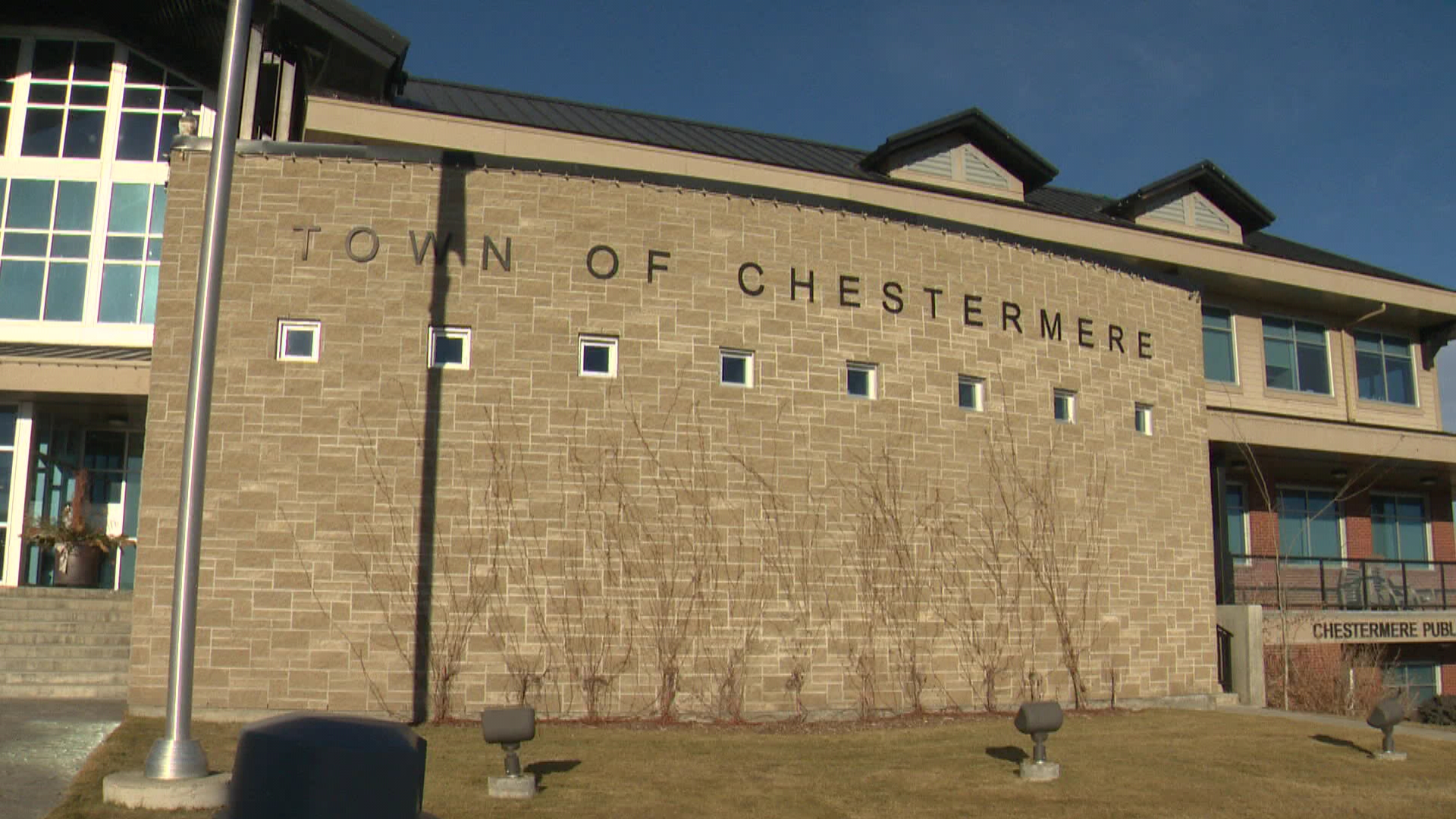 Chestermere upgrades from town to city | Globalnews.ca
