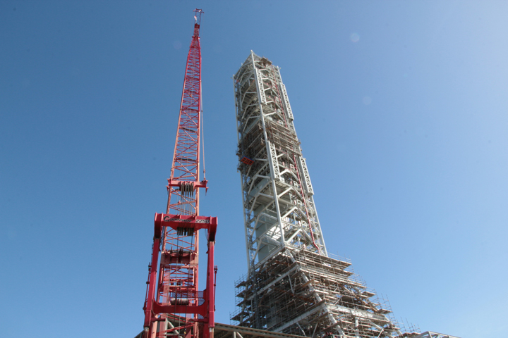Peek inside NASA’s largest building, and home to the newest spaceship ...