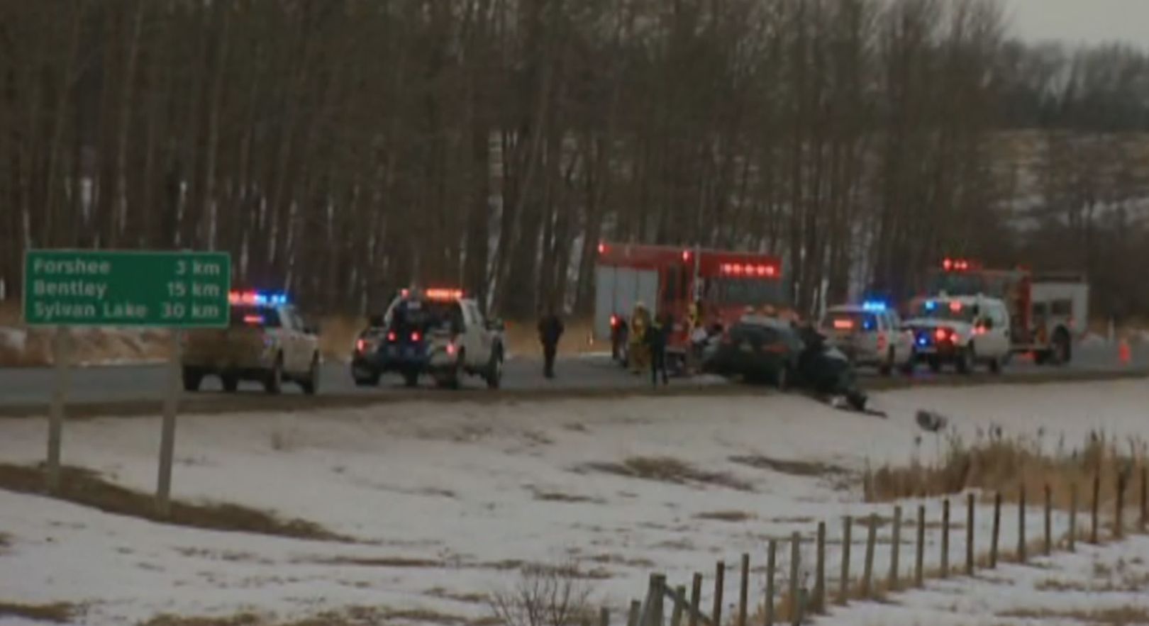 Two children among three killed in crash near Rimbey | Globalnews.ca