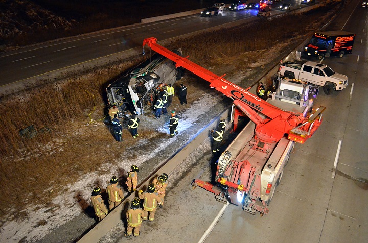 One dead, three injured after GO bus crash on Highway 407 | Globalnews.ca