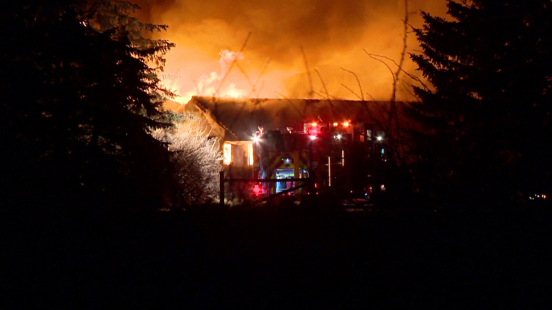 Man in custody following Chestermere house fire - Calgary | Globalnews.ca