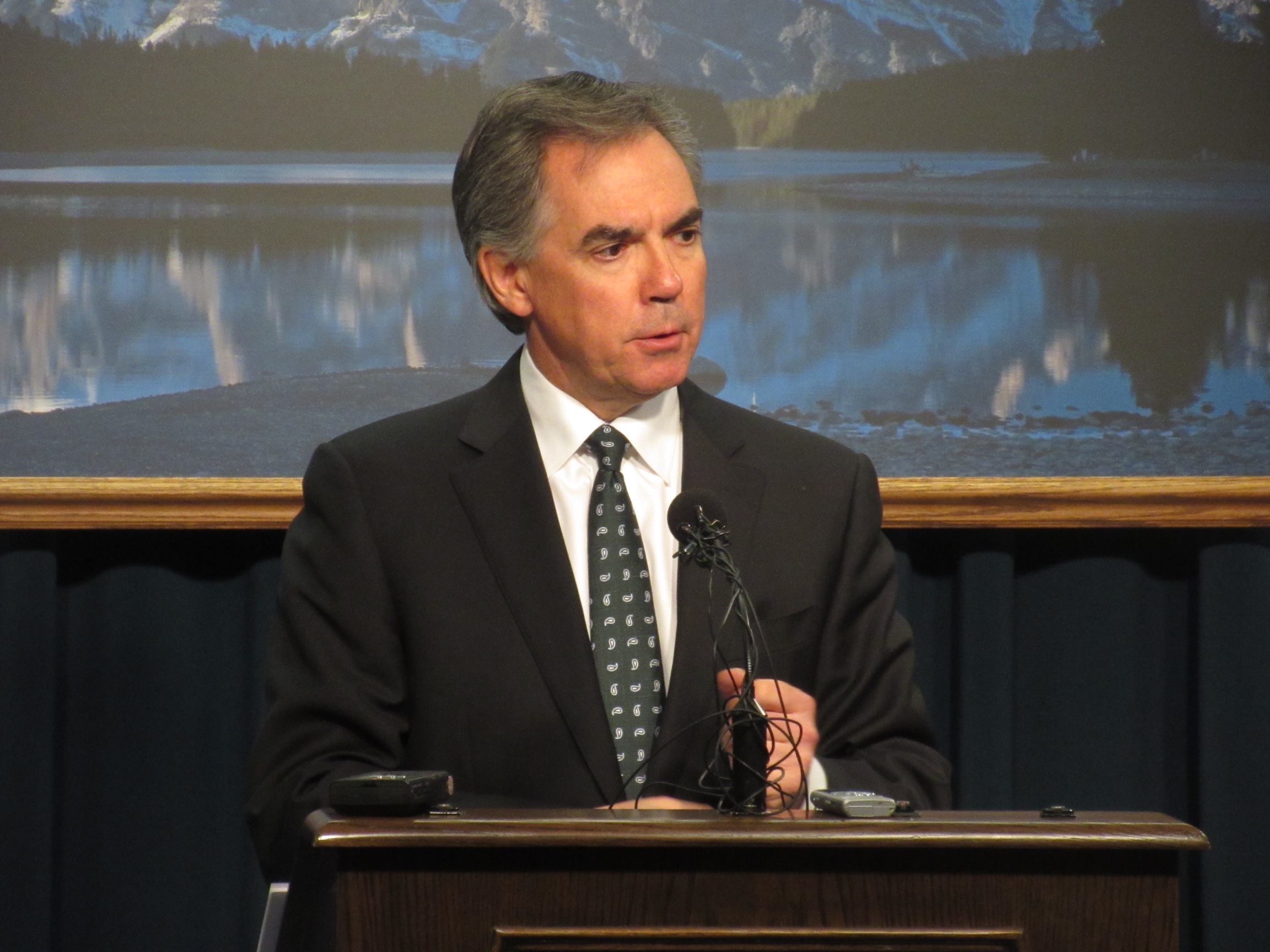 Alberta premier Prentice considers sales tax to fix ailing, oil-based ...