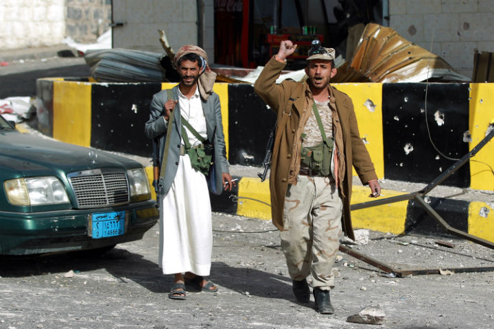 Yemen military commander says ‘coup’ underway, Houthis seize palace ...