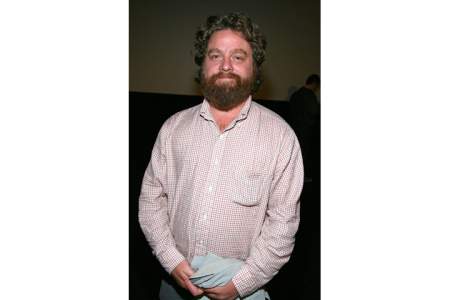 Zach Galifianakis shows off new look at SAG Awards | Globalnews.ca