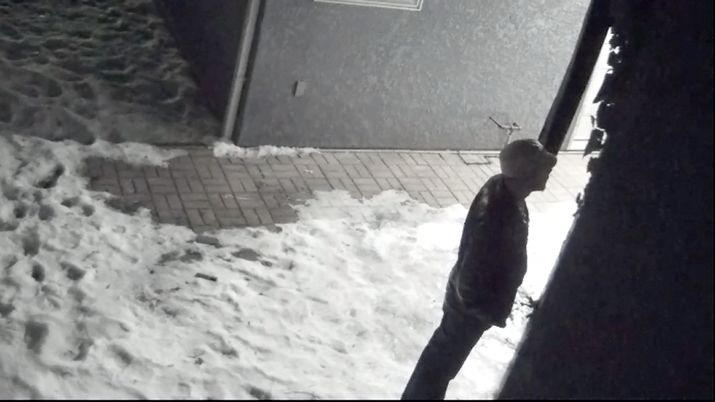 Police release photos of arson suspects - Calgary | Globalnews.ca