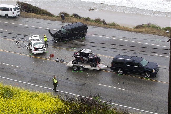 Video shows Bruce Jenner rear-ended 2 cars in fatal crash, official ...