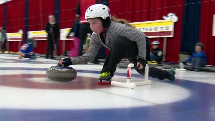 Competitive youth curling on the rise in Calgary | Globalnews.ca