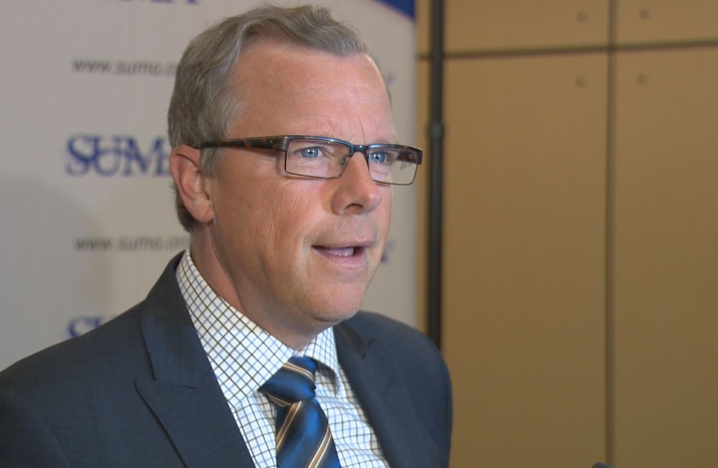 Regina Wall's Instagram, Twitter & Facebook on IDCrawl