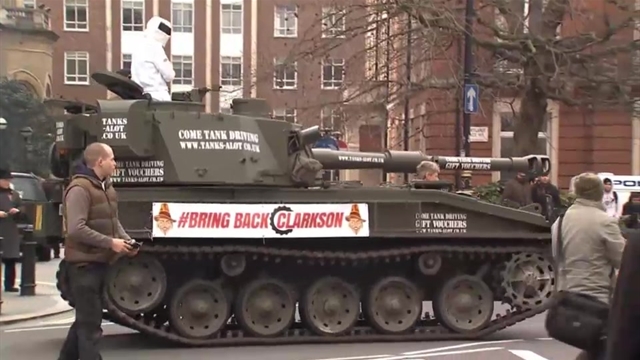 ‘The Stig’ (in a tank) delivers petition to reinstate ‘Top Gear’ host ...