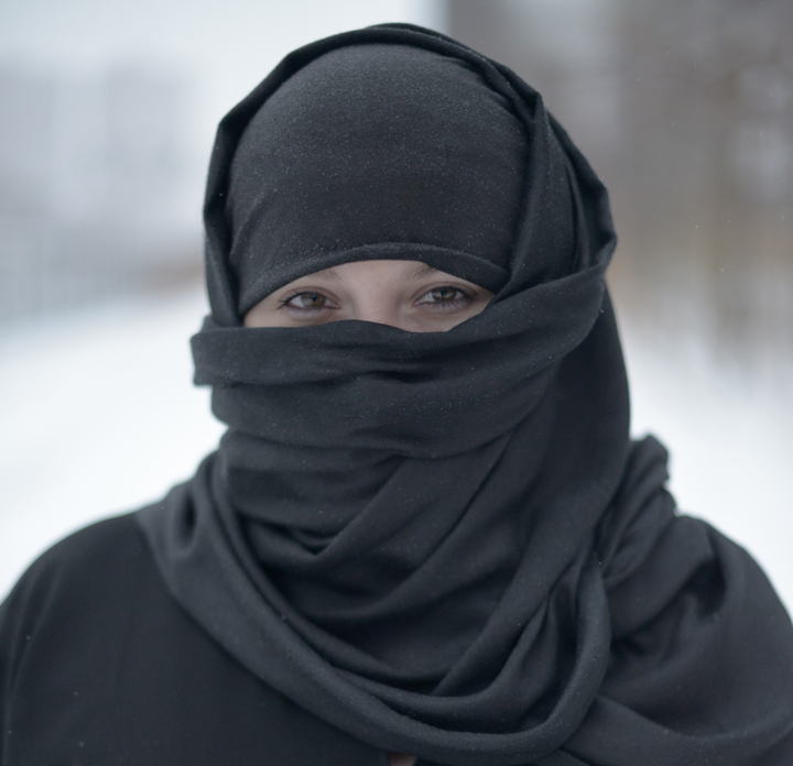 Female recruits to ISIS: The recruiter’s call | Globalnews.ca