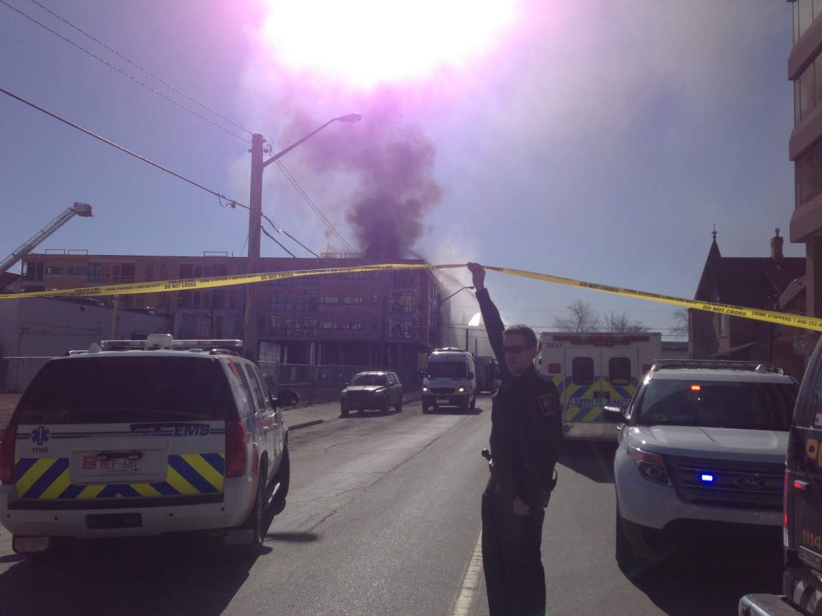 WATCH: Fire crews battle massive fire south of downtown | Globalnews.ca