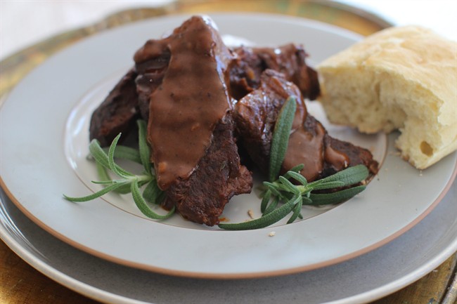 Braising 101: How to make tough meat awesome | Globalnews.ca