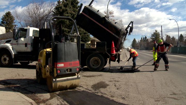 Lack of snow means quick fix for Calgary potholes - Calgary | Globalnews.ca