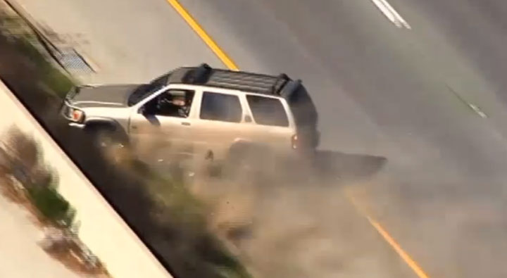 WATCH: Dramatic end to California police chase - National | Globalnews.ca