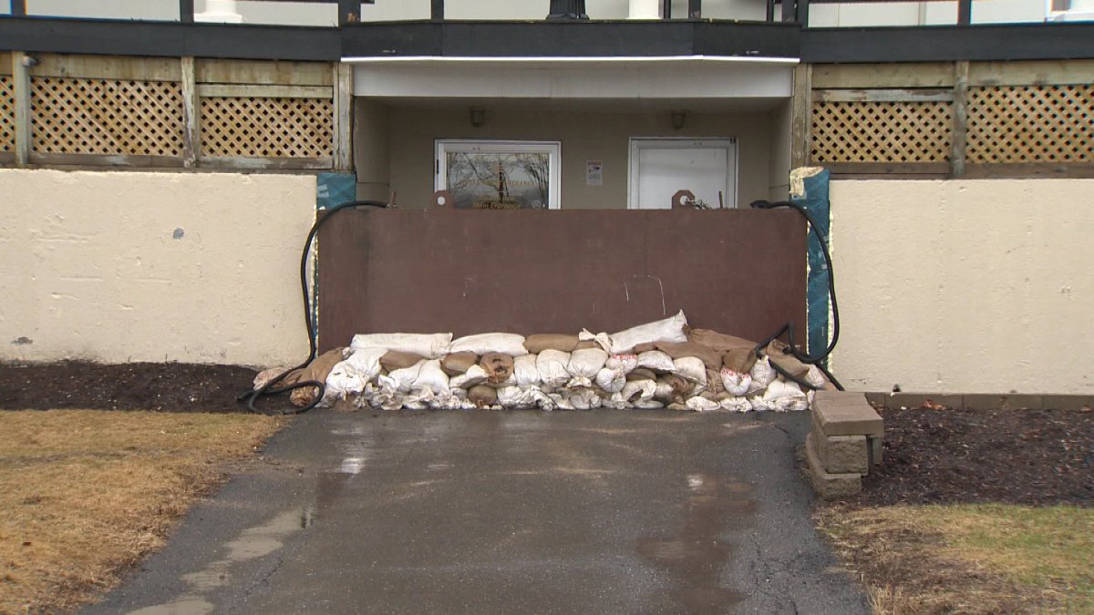 Fredericton, Jemseg reach flood stage, EMO warns more on the way - New ...