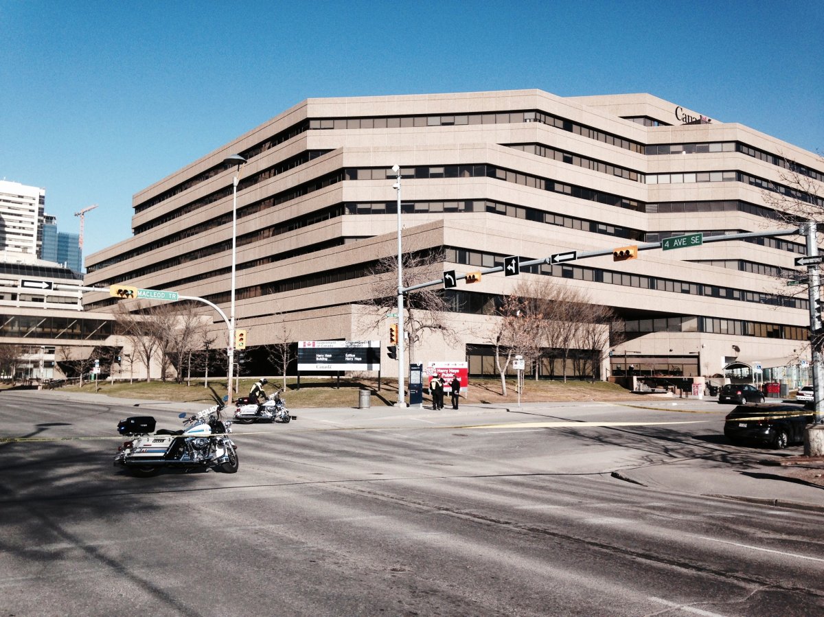 Harry Hays building evacuated due to bomb threat - Calgary | Globalnews.ca