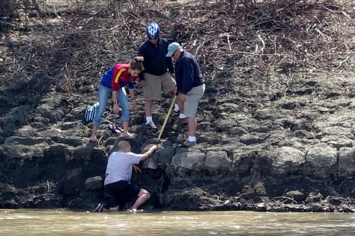 PHOTOS: Winnipeg man survives kayak capsizing near The Forks - Winnipeg ...
